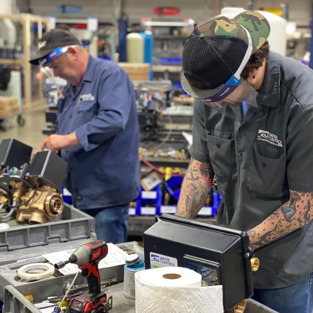 EZ Face Shield – Box of 50 | Summit Medical, An Innovia Medical Company